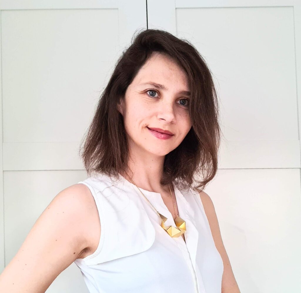 Optimize sales conversation follow-ups in two easy steps - Microsoft ...