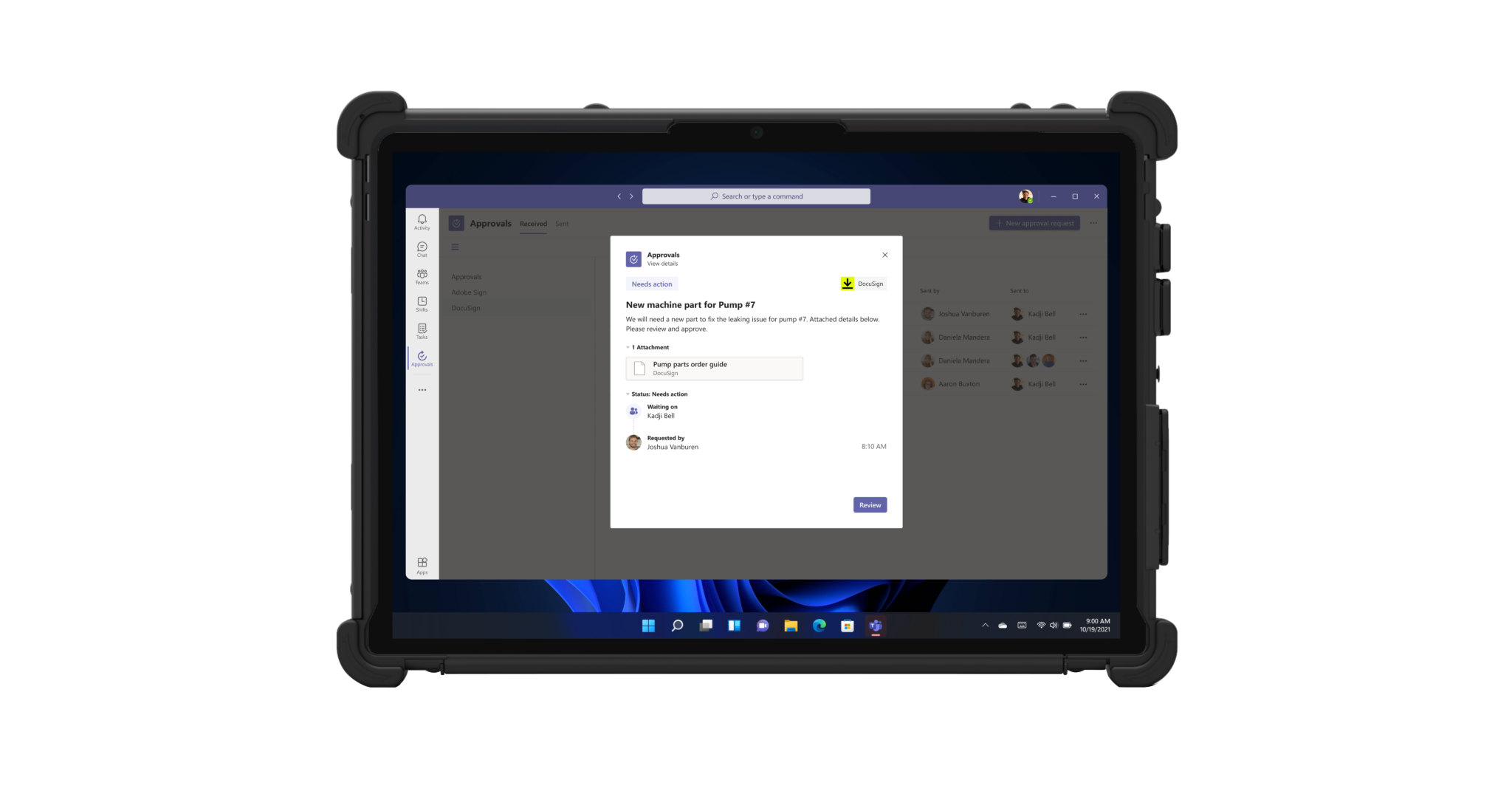 3 ways to support frontline workers in a hybrid world | Microsoft 365 Blog
