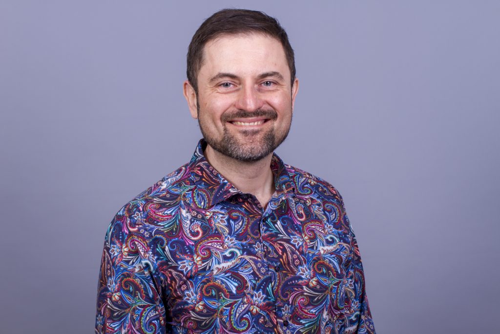 Going beyond the research experience – Exceptional mother in 1970s Romania inspired Stefan ...