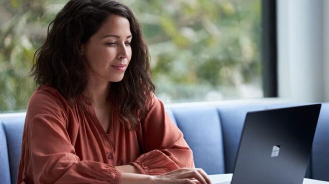 Accelerating Foundation Models Research - Microsoft Research