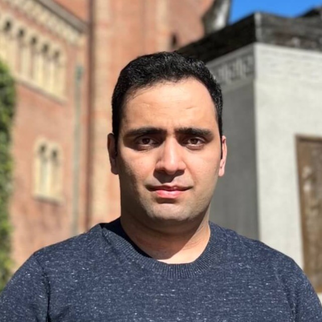 Pooria Namyar at Microsoft Research