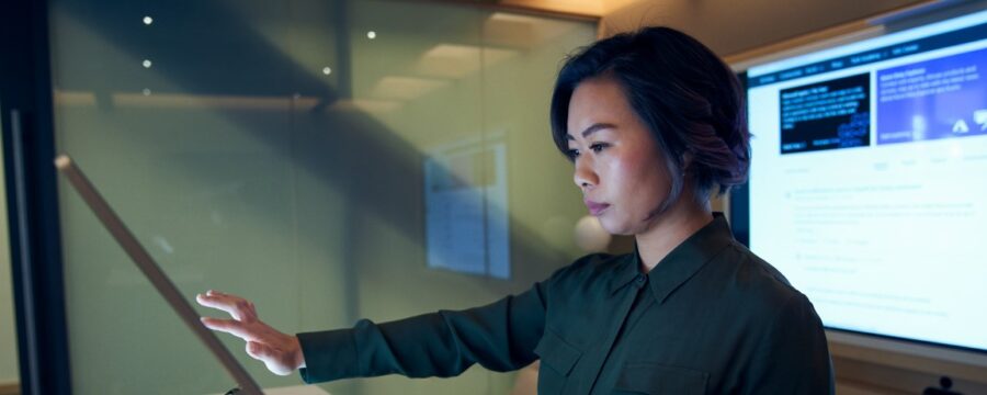 How Microsoft Purview and Priva help simplify data protection ...