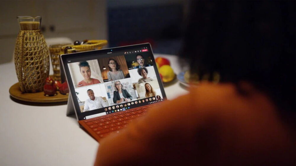 Advancing your meetings with the Microsoft Teams Meeting Guide - Inside ...